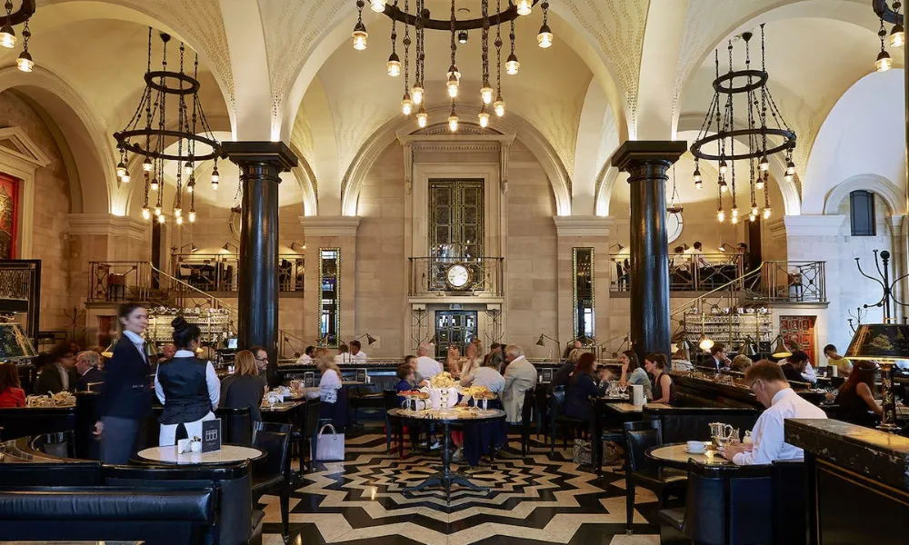 The most famous restaurants in London: 11 iconic addresses to dine at