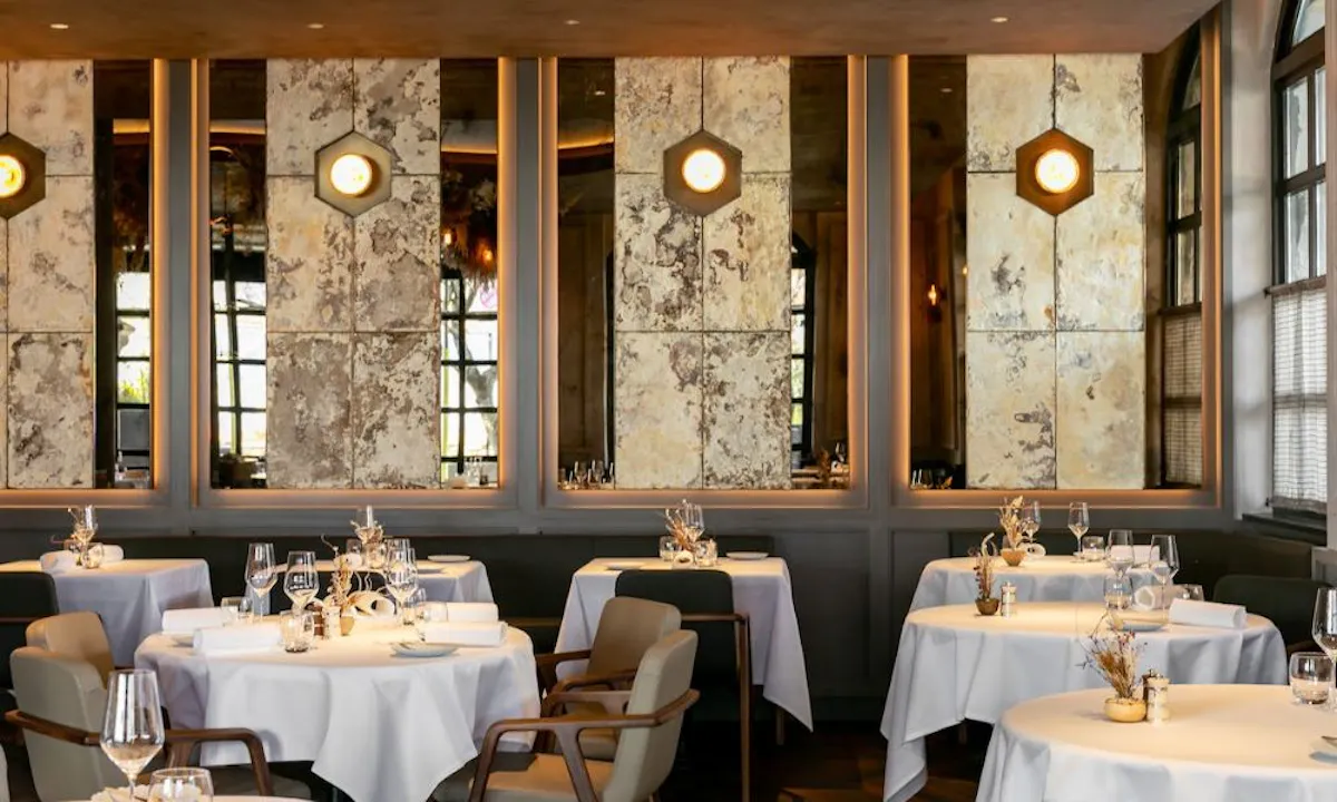 Customers are charged up to £375 at high end restaurants for 'no shows ...