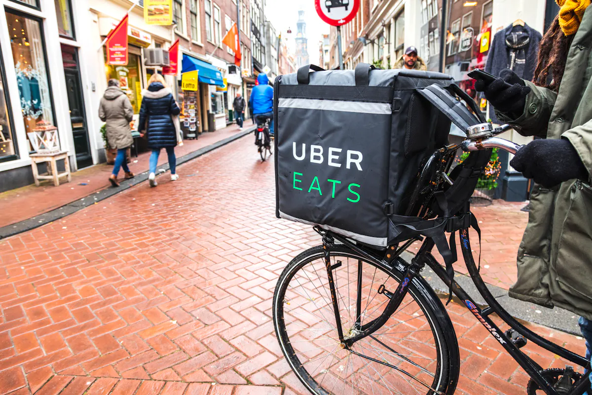 Uber Eats tests out dine-in on apps in the USA