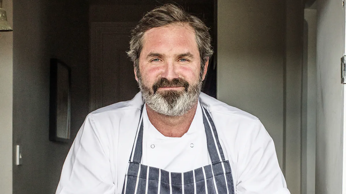 Michelin star chef cancels lunch service at restaurant to save staff ...