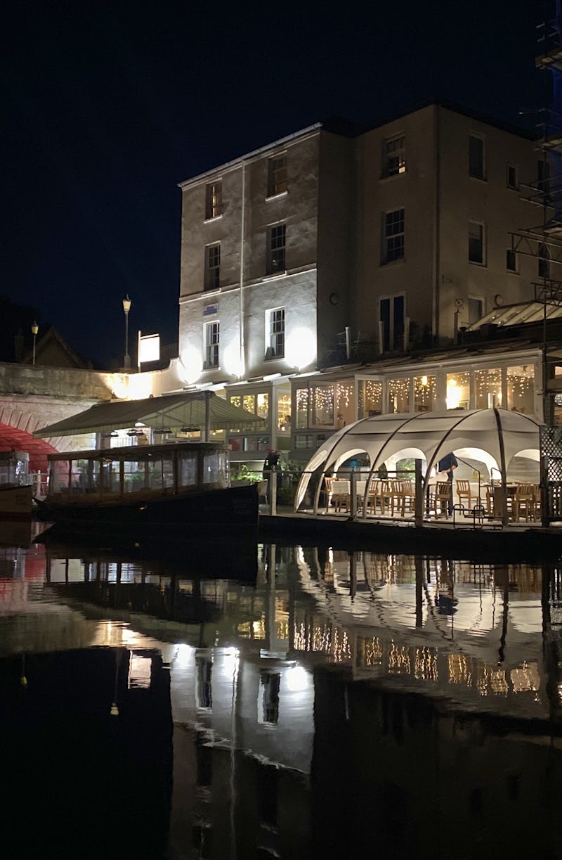 The Folly Restaurant, venue for hire in Oxfordshire - Event & party venues