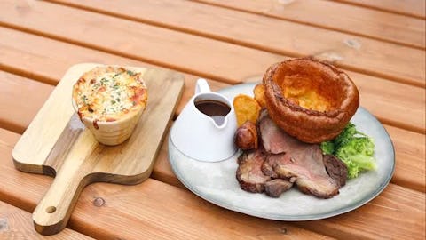 The Bull Inn Arborfield Cross, Berkshire - Restaurant Review, Menu ...