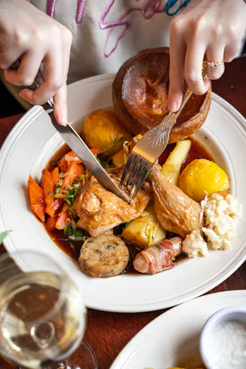 Trafalgar Tavern, London - Restaurant Review, Menu, Opening Times