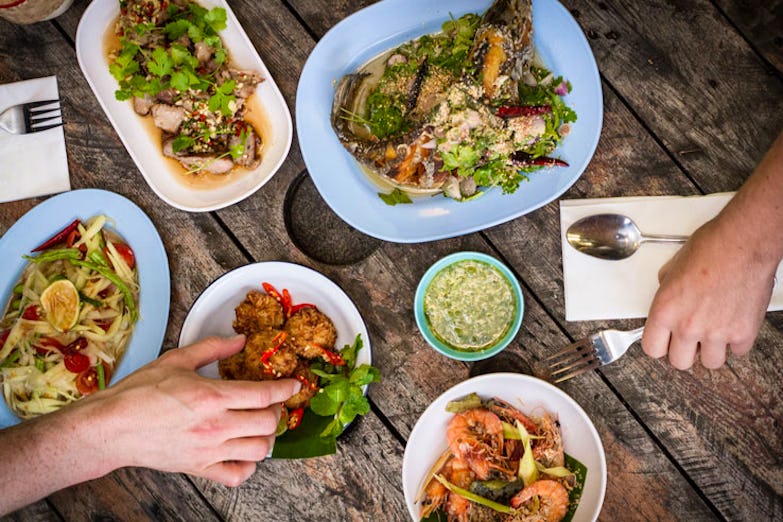 Som Saa, London - Restaurant Reviews, Bookings, Menus, Phone Number ...