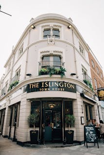 513 Local Restaurants near Sadler S Wells Theatre Stop Ub Clerkenwell ...