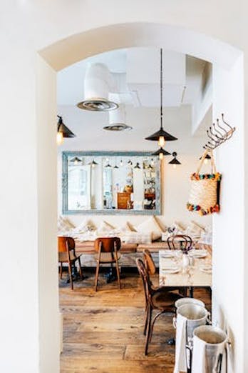 Villa Mamas, London - Restaurant Review, Menu, Opening Times