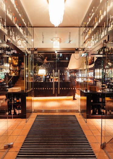 Arros QD, London - Restaurant Reviews, Bookings, Menus, Phone Number ...