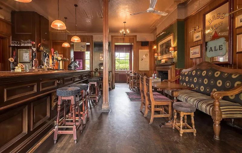 The Warwick Castle, London - Restaurant Review, Menu, Opening Times