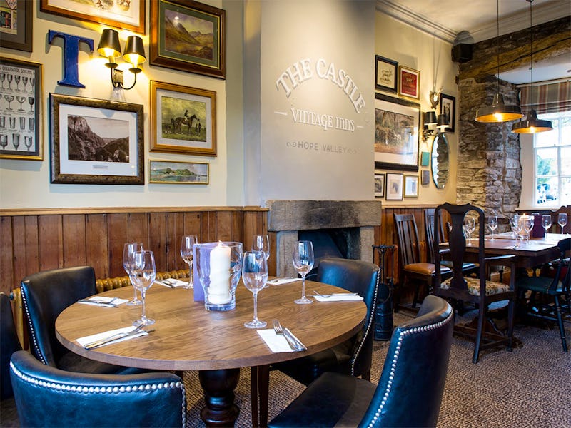 The Castle - Castleton, Derbyshire - Restaurant Review, Menu, Opening Times