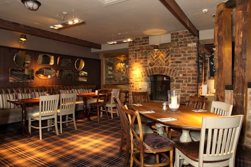 The Roundhay Fox, West Yorkshire - Restaurant Review, Menu, Opening Times