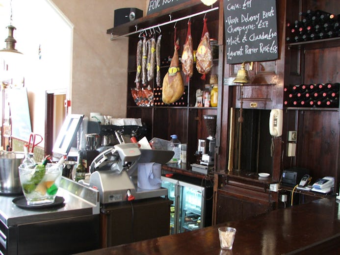 Norfolk Arms, London - Restaurant Review, Menu, Opening Times