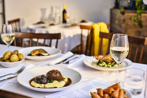 Stuzzi Leeds, West Yorkshire - Restaurant Review, Menu, Opening Times