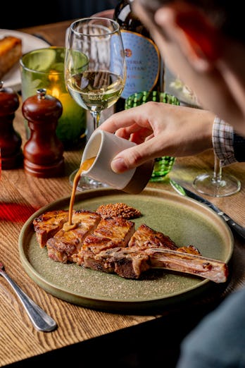 Stanley's Chelsea, London - Restaurant Review, Menu, Opening Times