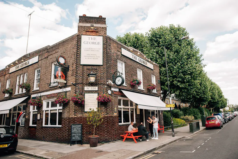 The George Glengall Grove, London - Restaurant Review, Menu, Opening Times