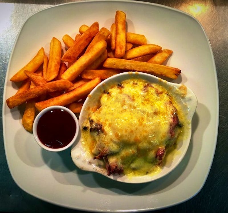 The Lamb Inn, Oxfordshire - Restaurant Review, Menu, Opening Times