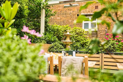 The Spaniards Inn, London - Restaurant Review, Menu, Opening Times