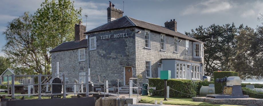 The Turf Pub, Devon - Restaurant Review, Menu, Opening Times