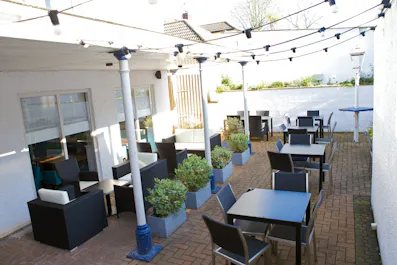 The Sully Inn, Vale Of Glamorgan - Restaurant Review, Menu, Opening Times