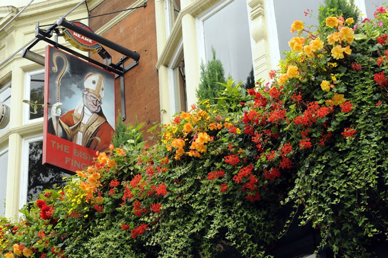 The Bishop's Finger, London - Restaurant Review, Menu, Opening Times