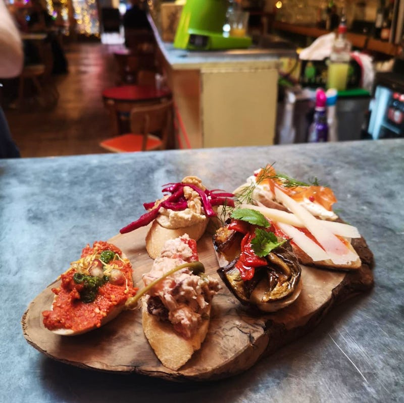 Cafe Kick, London - Restaurant Review, Menu, Opening Times