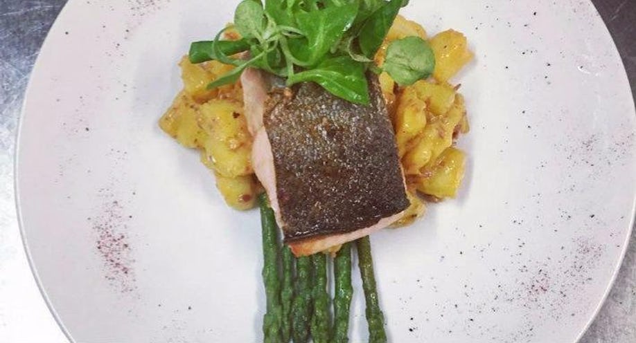 The Cohannon Inn, Town Centre - Restaurant Review, Menu, Opening Times