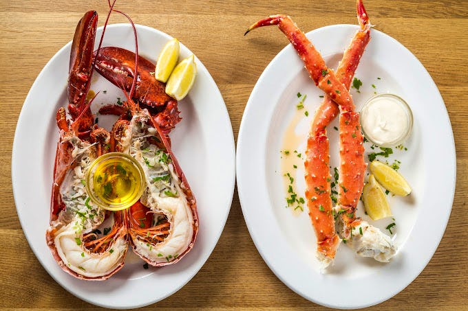Seafood bar store