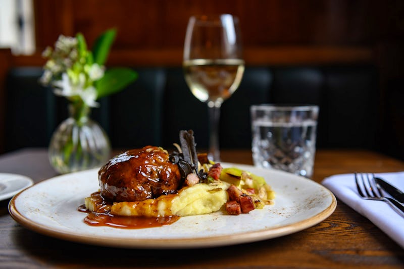 Chesterfield Arms, London - Restaurant Review, Menu, Opening Times