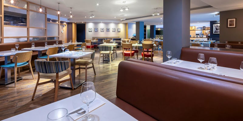 Open Lobby at Holiday Inn Reading South, Berkshire - Restaurant Review ...