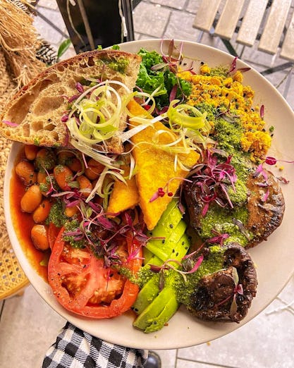 WAVE, London - Restaurant Reviews, Bookings, Menus, Phone Number ...