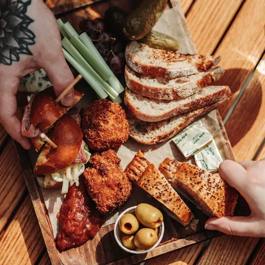 Biddy Mulligan's, Edinburgh - Restaurant Review, Menu, Opening Times