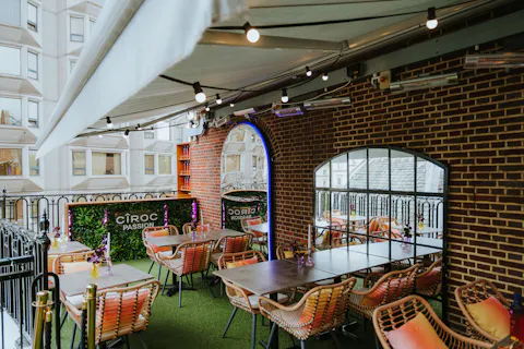 Harvey Nichols Fifth Floor Bar, London - Restaurant Review, Menu ...