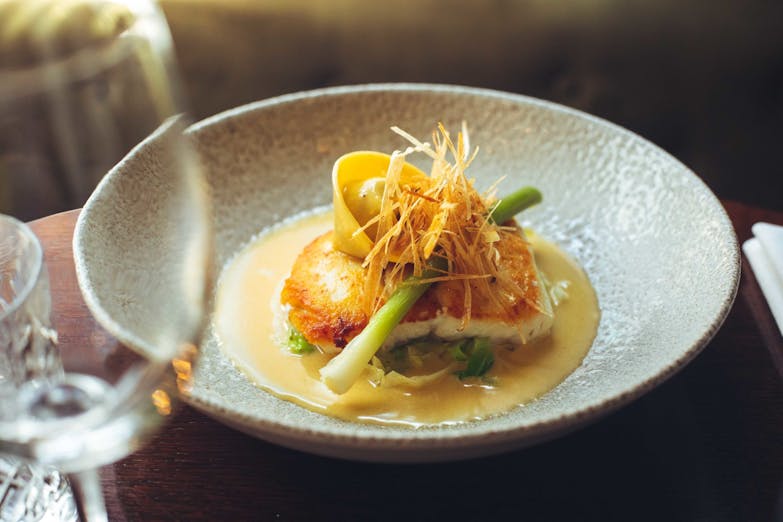 The Apollo Arms, London - Restaurant Review, Menu, Opening Times