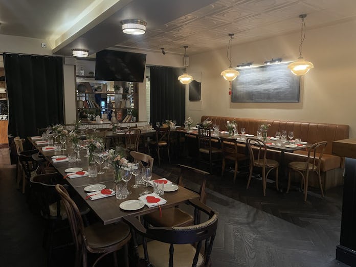 The Apollo Arms, London - Restaurant Review, Menu, Opening Times