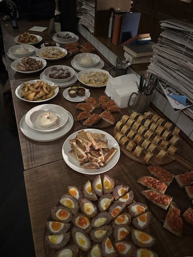 The Apollo Arms, London - Restaurant Review, Menu, Opening Times