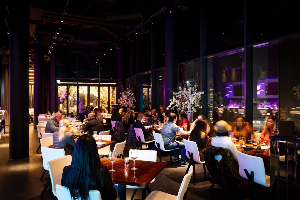 STK Rooftop Steakhouse & Bar, London - Restaurant Review, Menu, Opening ...