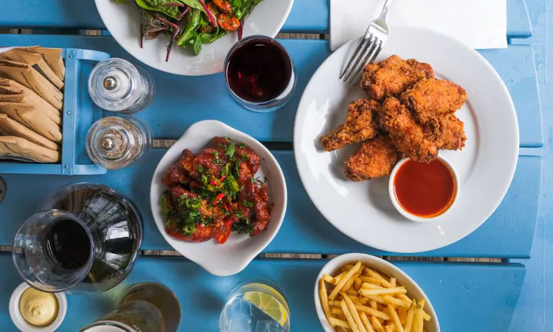 Studio Kitchen - Pontoon , Shepherdess Walk - Restaurant Review, Menu ...