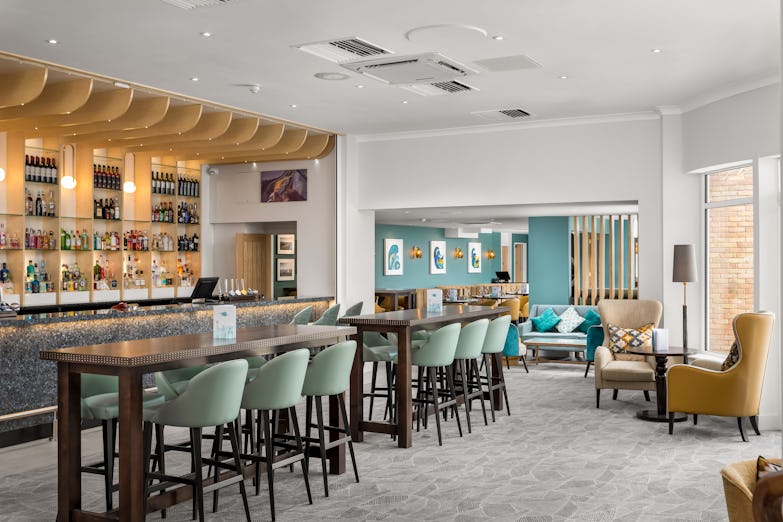 Waterside Bar & Restaurant at Langstone Quays Resort, Hampshire ...