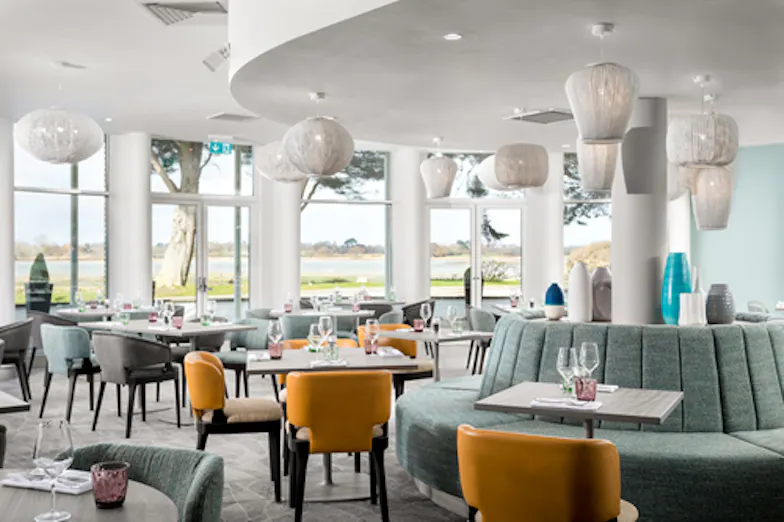 Waterside Bar & Restaurant at Langstone Quays Resort, Hampshire ...