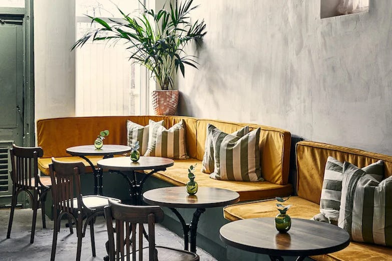 Henny's Balham, London - Restaurant Review, Menu, Opening Times