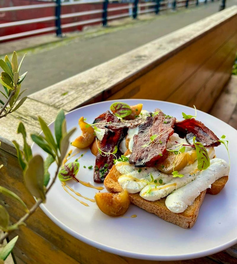 The Swigg, Swansea - Restaurant Review, Menu, Opening Times