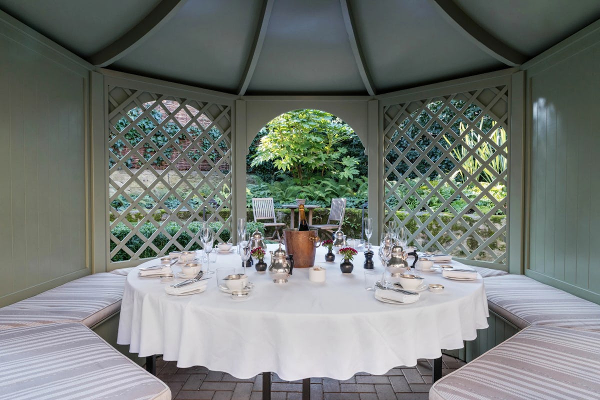 Parsonage Grill, Oxfordshire - Restaurant Review, Menu, Opening Times