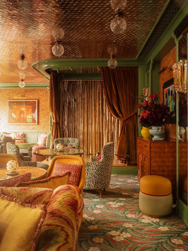 Flute , London - Restaurant Review, Menu, Opening Times