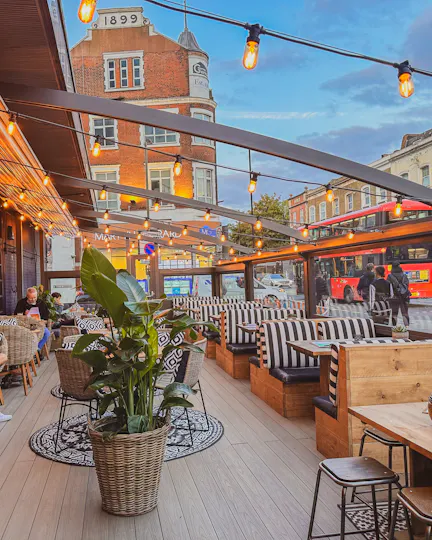 The King of Prussia , London - Restaurant Review, Menu, Opening Times