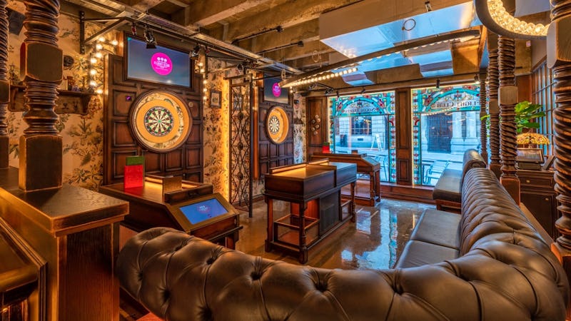 Flight Club Bristol, Bristol - Restaurant Review, Menu, Opening Times