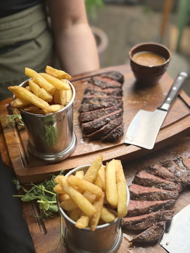 TN1 Bar And Kitchen, Kent - Restaurant Review, Menu, Opening Times