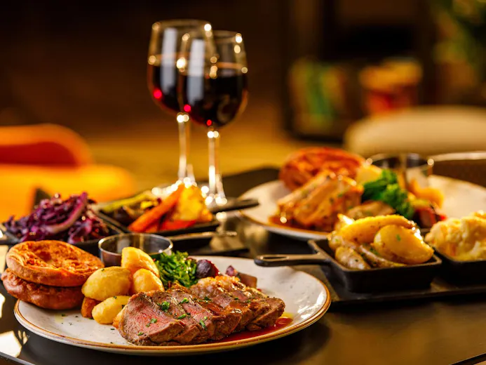 The Bay Restaurant at Mercure Cardiff North Hotel, Cardiff - Restaurant ...