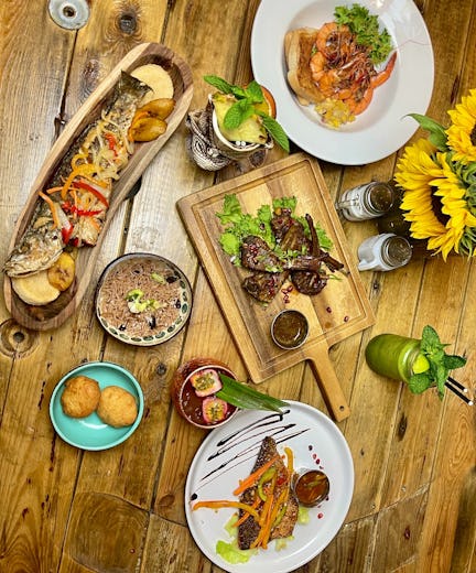 Boujee Bites, London - Restaurant Review, Menu, Opening Times