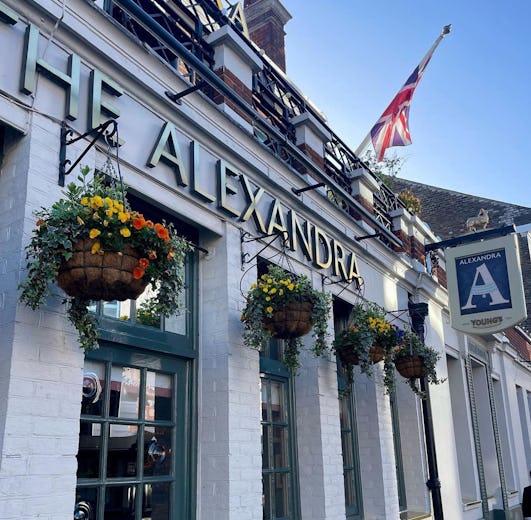 The Alexandra , London - Restaurant Review, Menu, Opening Times