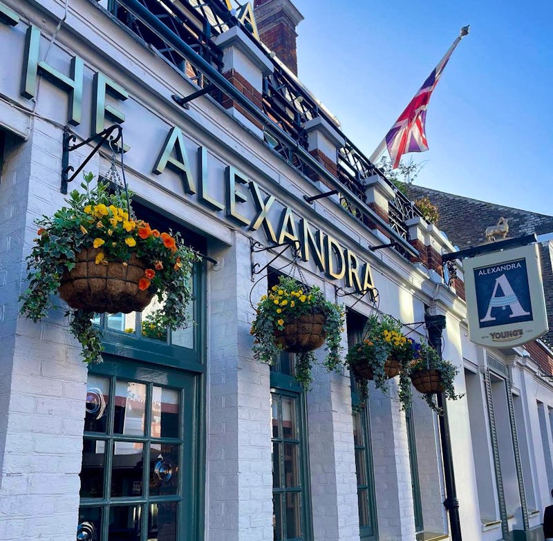 The Alexandra , London - Restaurant Review, Menu, Opening Times
