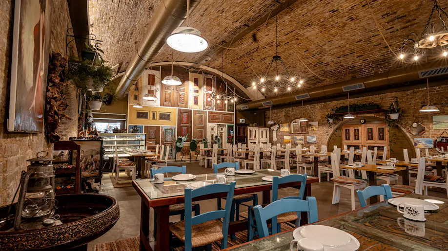 Amora Gusto Tapas & Bar, London - Restaurant Review, Menu, Opening Times